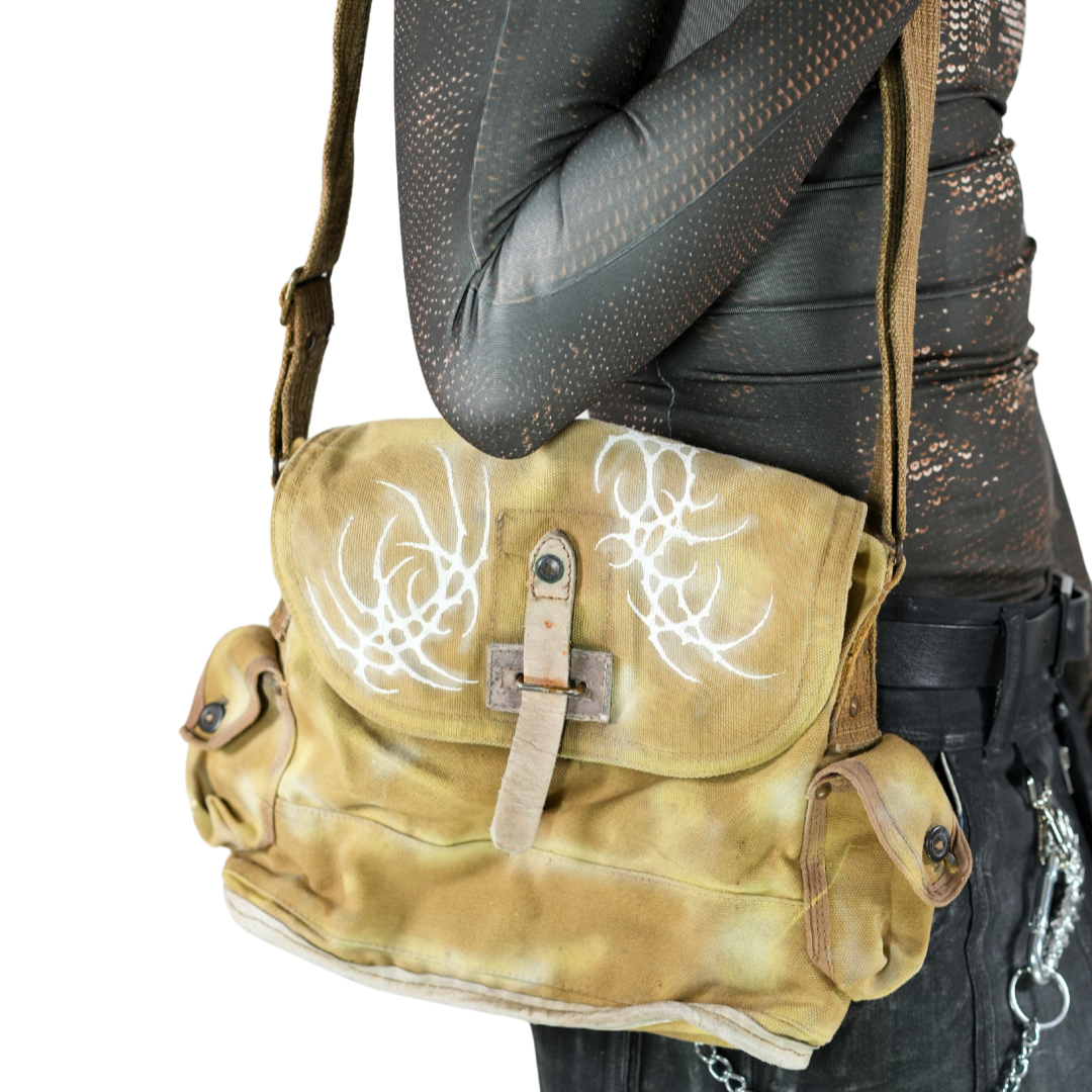 Candlelight Army Bag – ap0cene