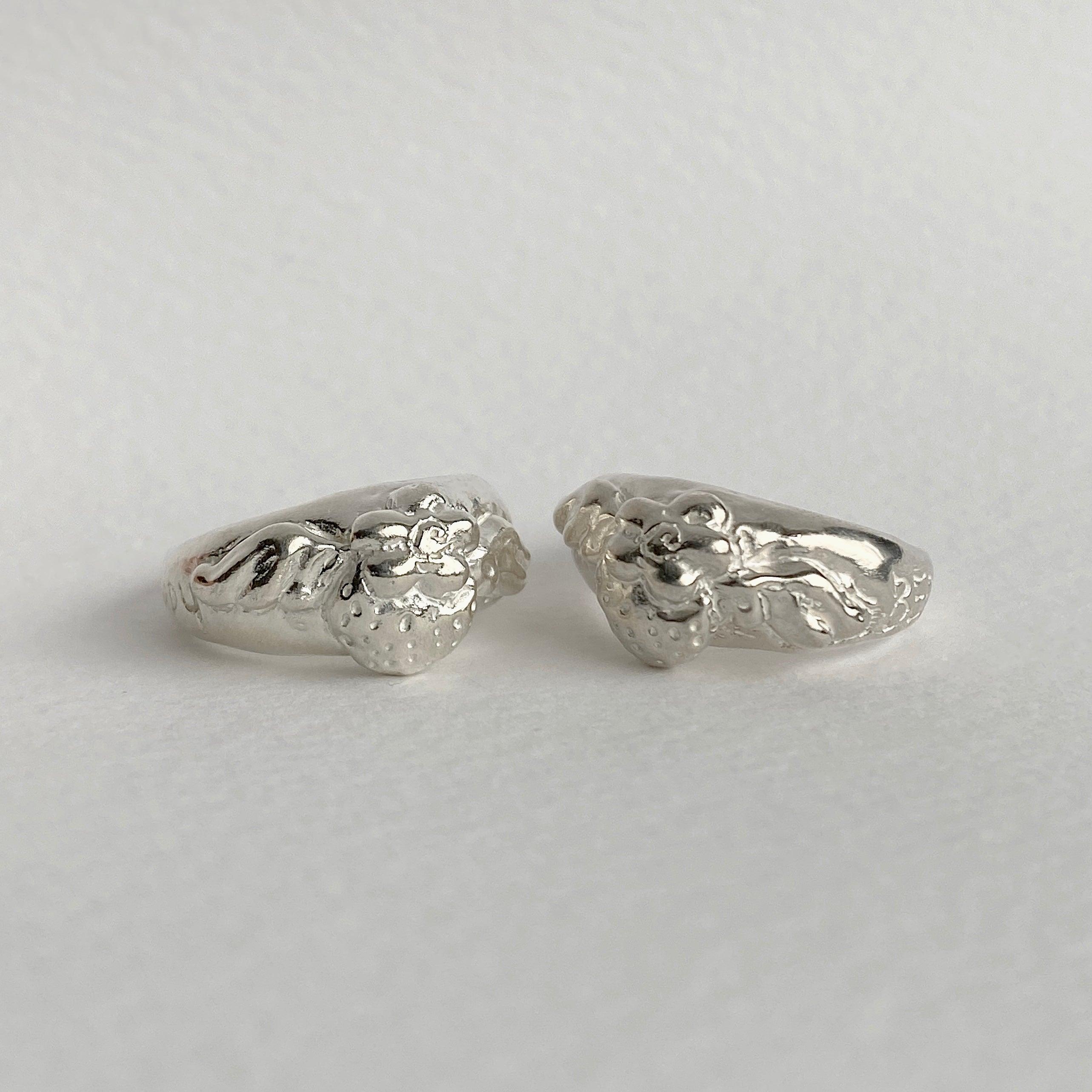 Happy Berry Ring – ap0cene