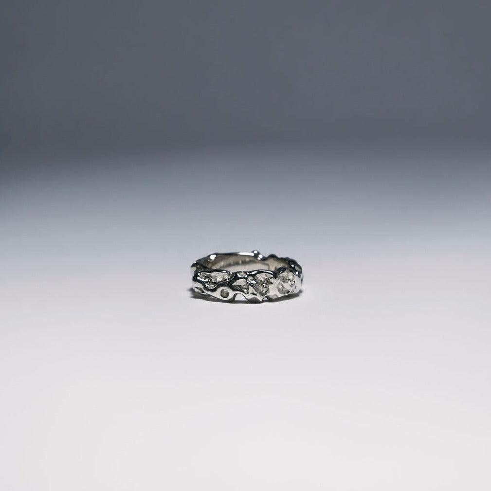 Molten Ring – ap0cene