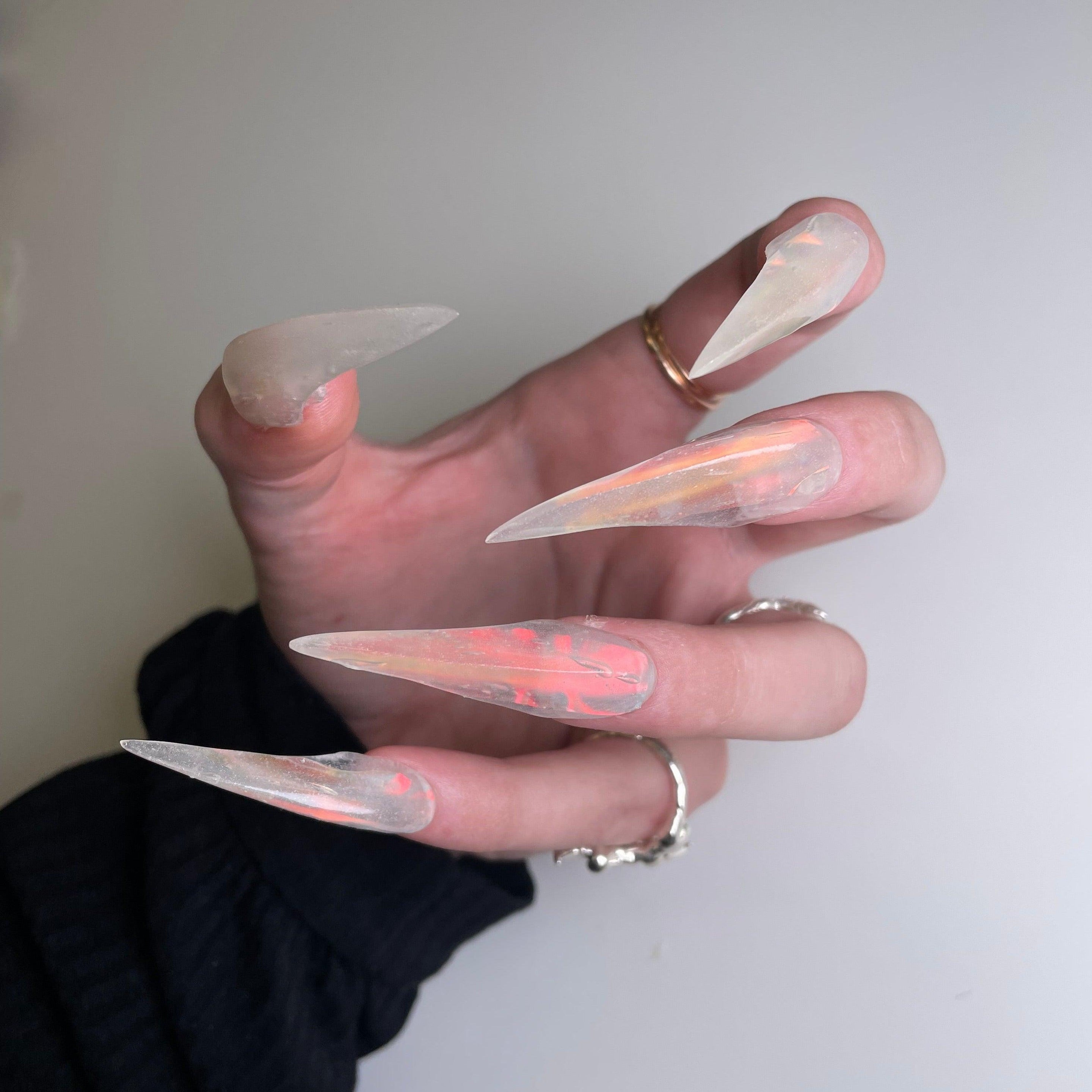 Feline Subject Nails – ap0cene