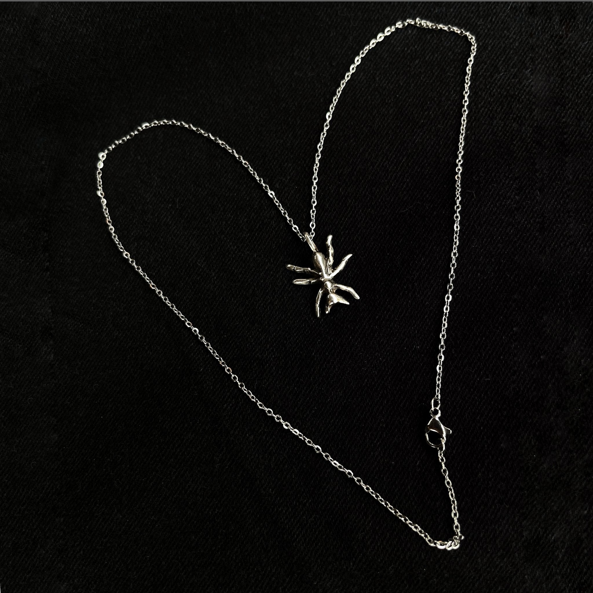 Silver Ant – ap0cene