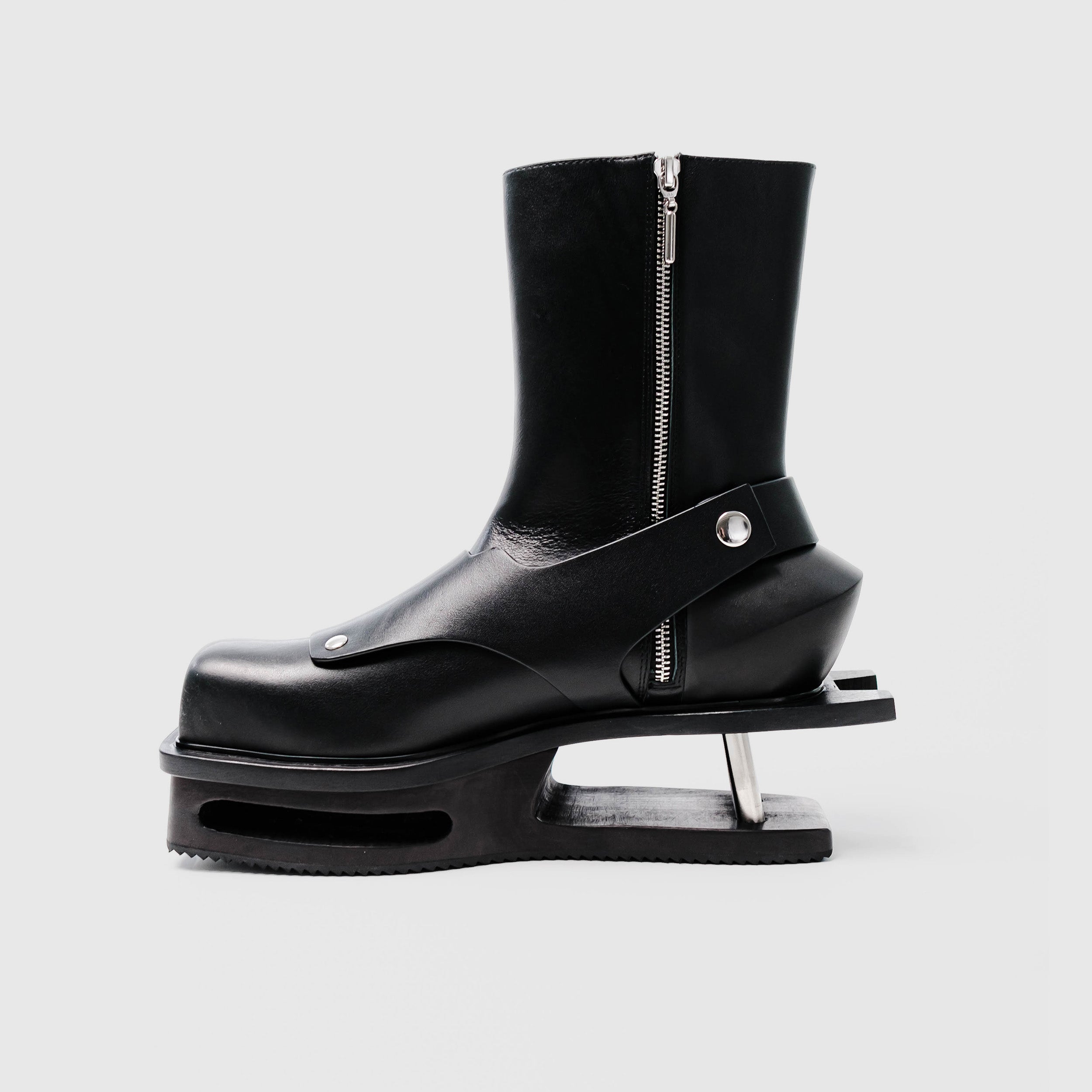 Piston Boots – ap0cene